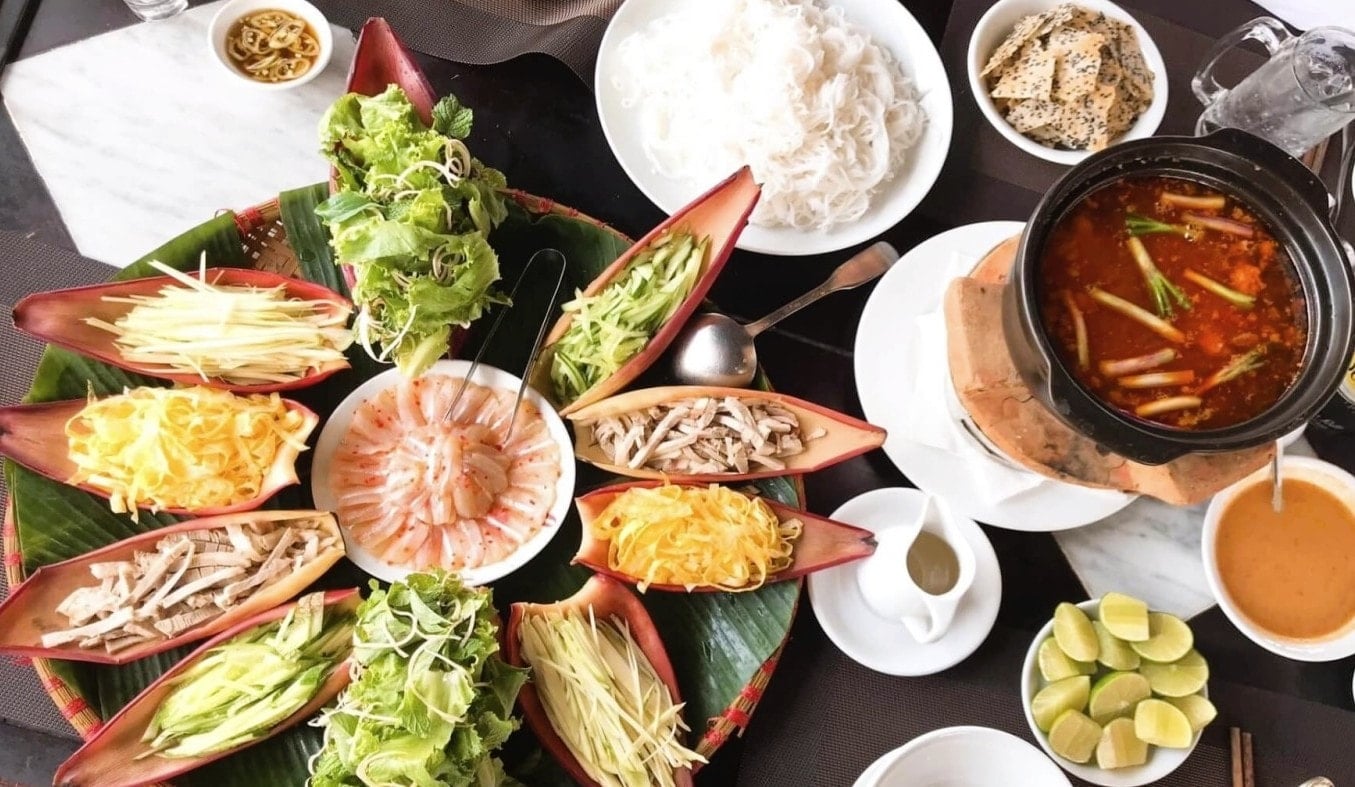 Preserving the spirit of the sea in hot pot dishes.
