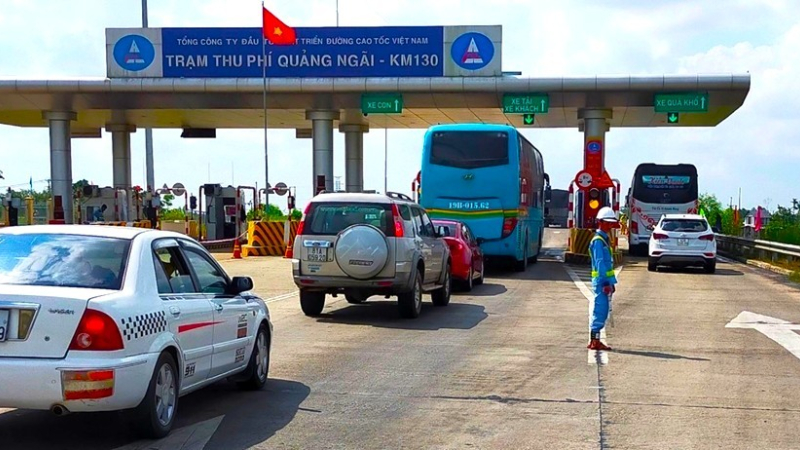 Comprehensive inspection of toll collection on the Da Nang - Quang Ngai ...