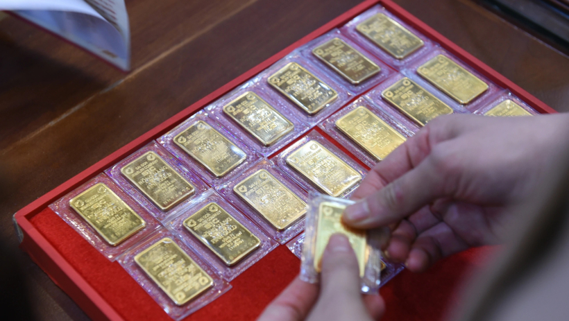 Gold price today, March 24th: Rises to nearly 168 million VND/ounce.