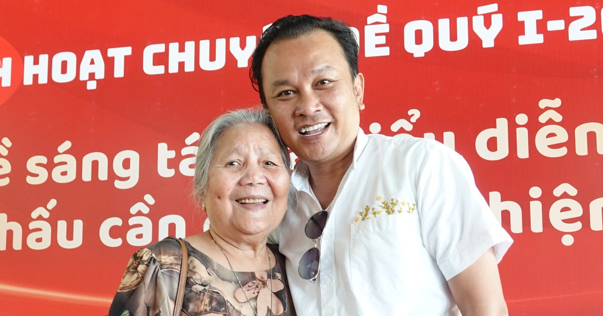 Why does Huu Quoc call Le Thien "father"?