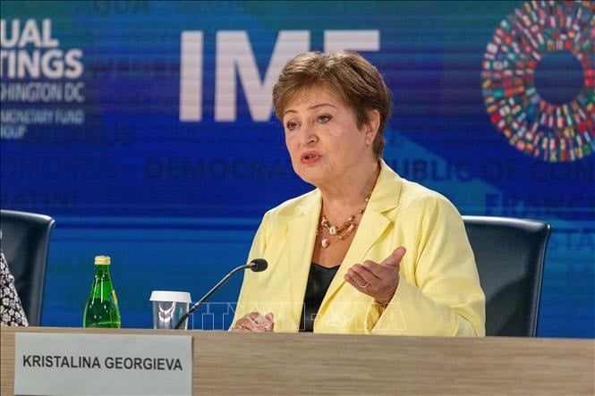 The IMF is concerned about the long-term consequences of the war for ...