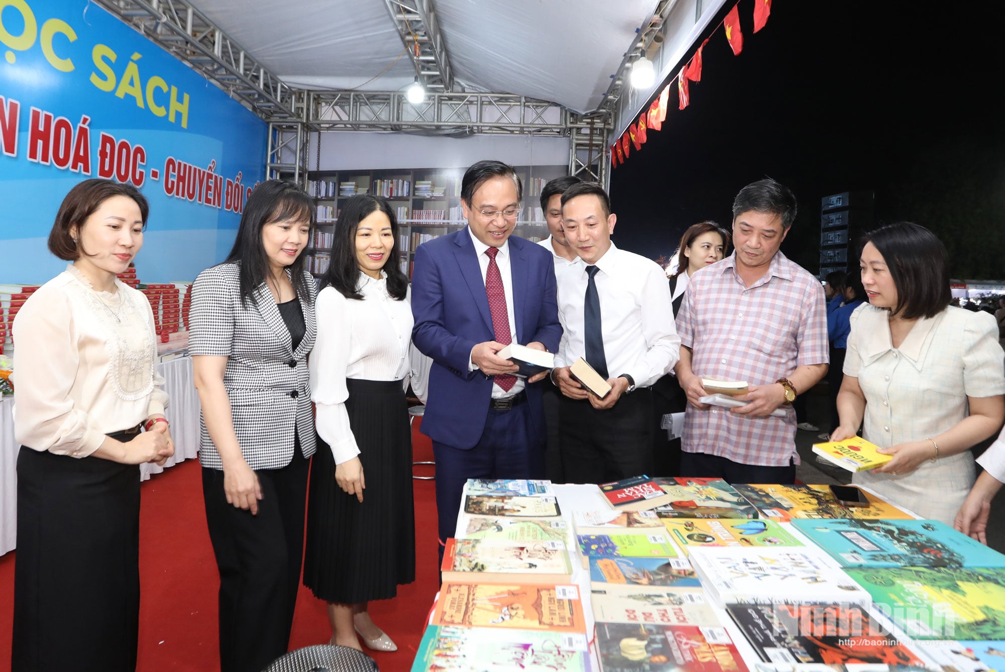 Ninh Binh: Opening Ceremony of the 5th Vietnam Book and Reading Culture ...