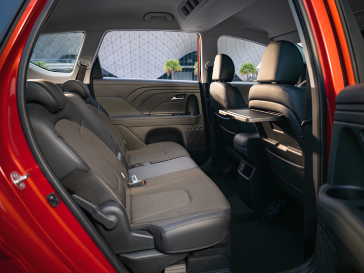 Hyundai Stargazer trang bị loạt tính năng trên MPV 7 chỗ tầm giá 500 ...