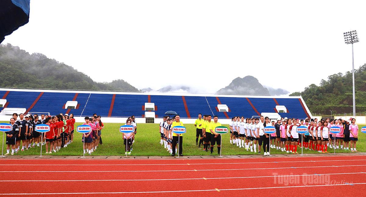 Ceremonia de inauguración del Torneo de Fútbol Femenino para Minorías ...