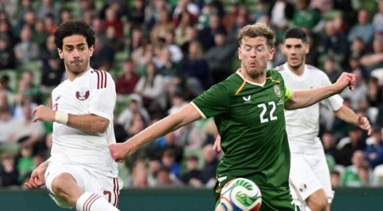 Ireland beat Qatar in a match that featured two red cards.