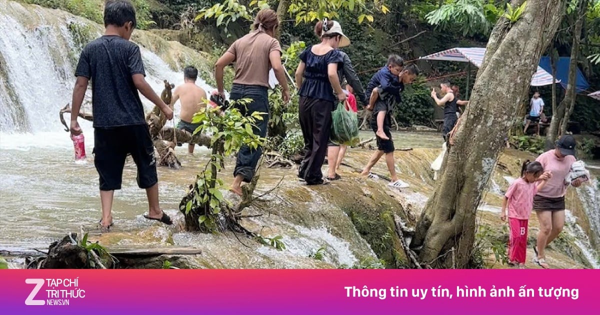 Nam sinh trường y cứu bé trai ngừng tim giữa dòng thác