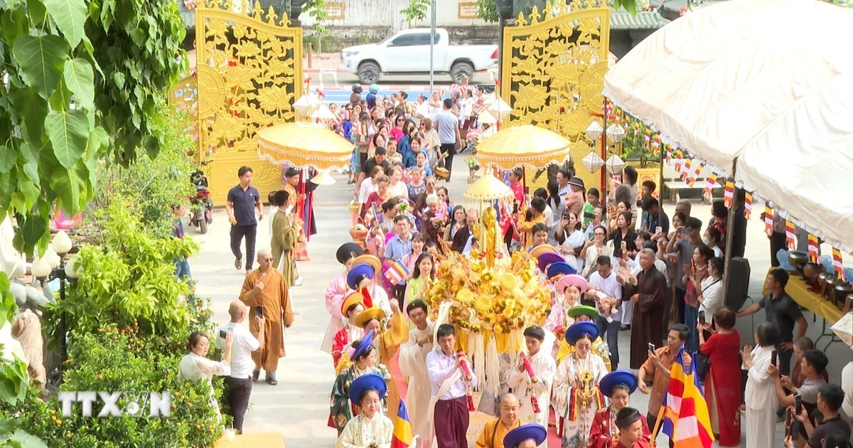 Phật giáo góp phần tăng cường quan hệ đặc biệt Việt Nam-Lào