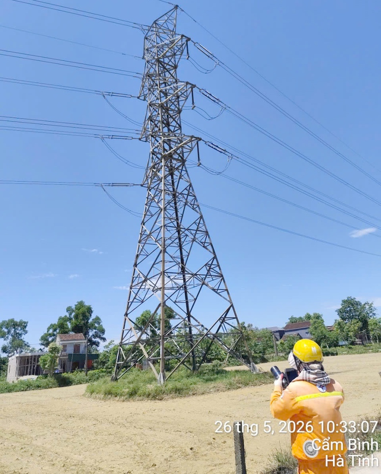 Despite the historic heatwave, EVNNPT maintains the vital power ...
