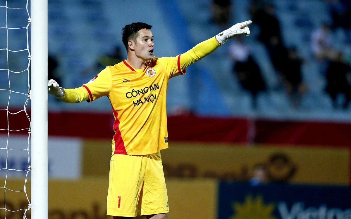 Is there any truth to the rumors that goalkeeper Nguyen Filip is ...