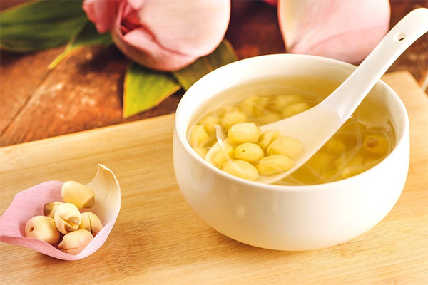 Đánh bay nắng nóng với các món chè hạt sen thanh mát, ngọt dịu tại nhà