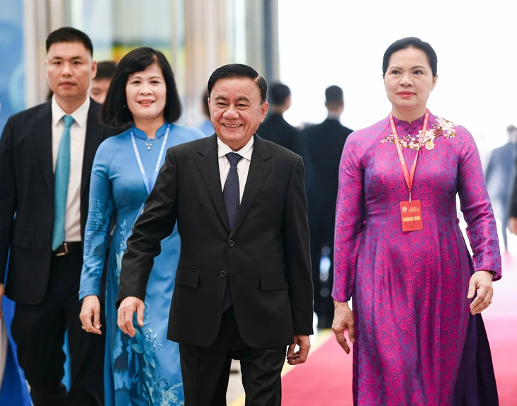 General Secretary and President To Lam and many other leaders attended ...