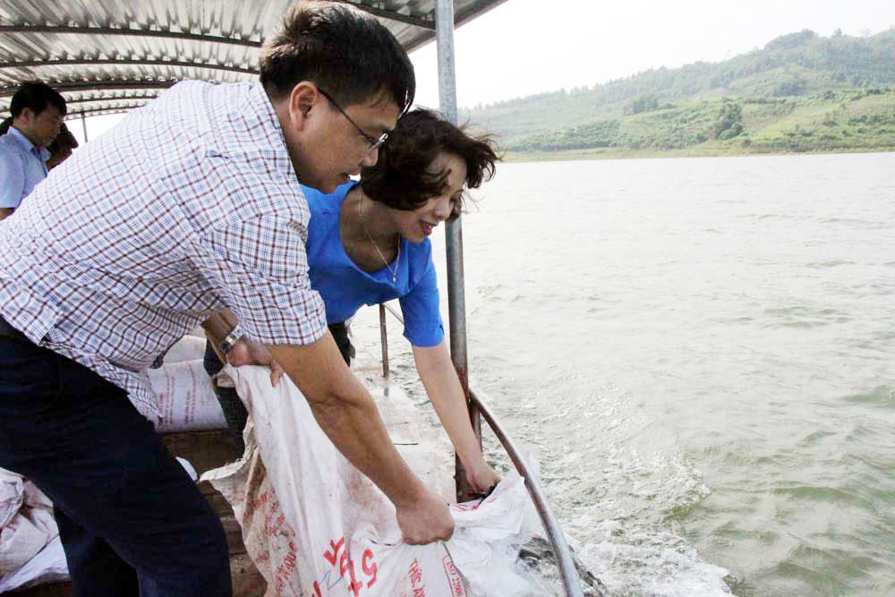 Bac Ninh refuerza la protección y el desarrollo de los recursos acuáticos.