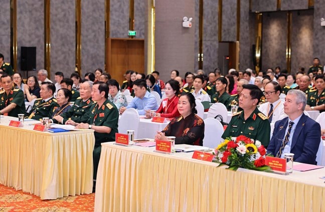 Ketua Bui Thi Minh Hoai menghadiri Kongres Tokoh Teladan "Untuk Korban ...