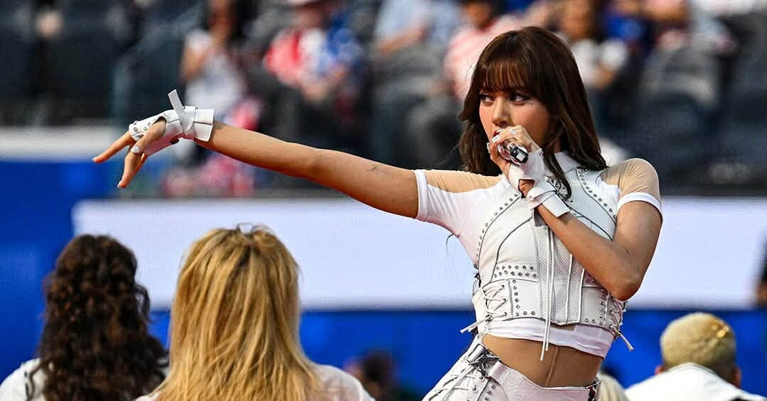 Lisa of BLACKPINK makes history at the World Cup with an incredibly hot ...