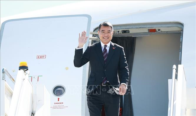 Ministerpräsident Le Minh Hung traf in Kasan ein, um am Gipfeltreffen ...