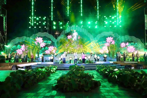 Truyền hình trực tiếp Chương trình khai mạc Lễ hội Sen Đồng Tháp lần ...