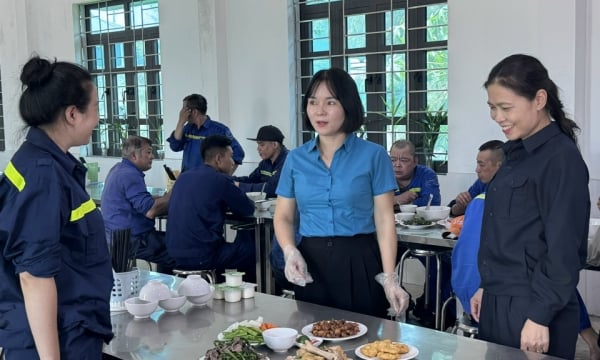 Behind the scenes of the mealtimes