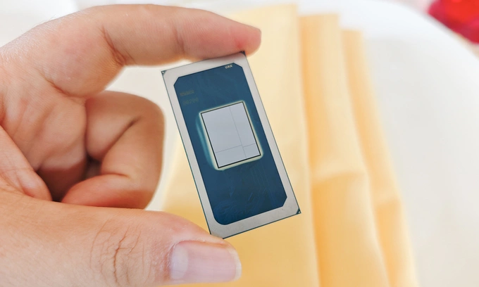 Intel has begun trial production of its most advanced 18A-P chip.