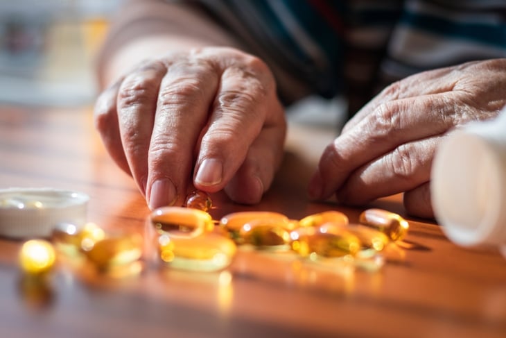 Când se administrează suplimente de omega-3 persoanelor în vârstă, se ...