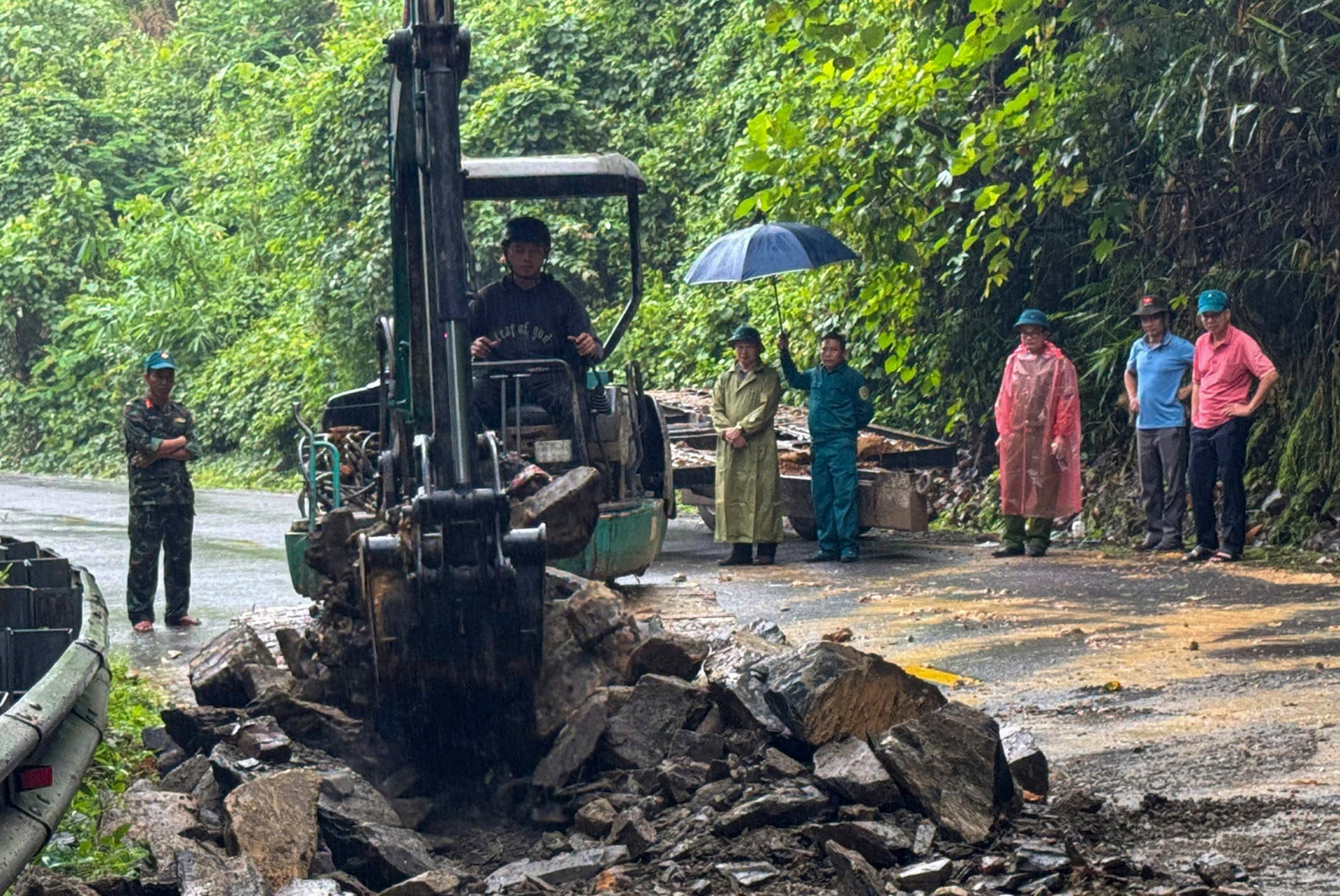 Heavy rains caused thousands of cubic meters of soil and rocks to slide ...