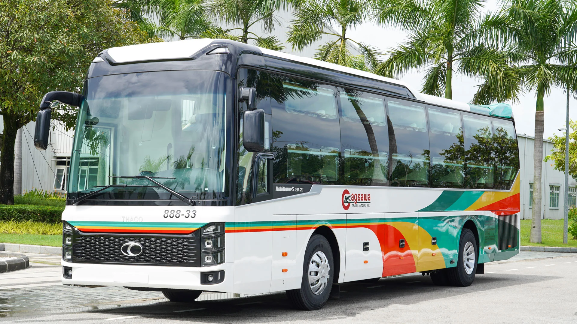 El primer autobús cama de la marca THACO se ha exportado al mercado de ...