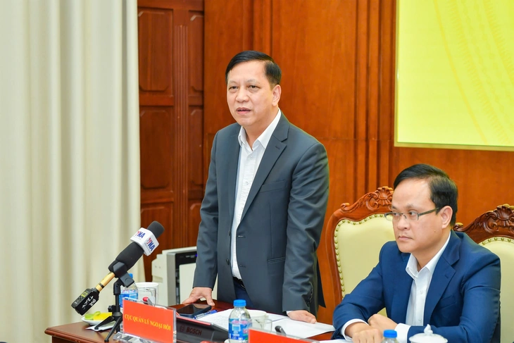 Nine applications for licenses to produce gold bars have been submitted ...