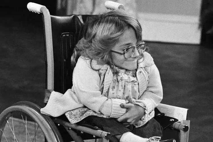 Actress Melanie Watson, who suffered from osteogenesis imperfecta ...