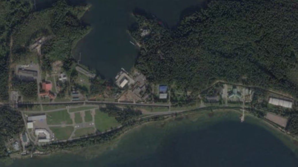 Putin's residence attacked, hopes for peace slim.