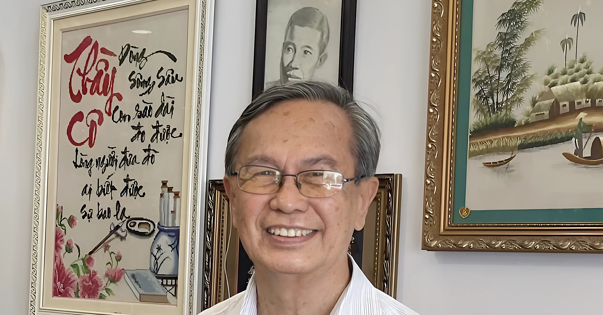 An almost 80-year-old professor donates 1 billion VND to the high ...