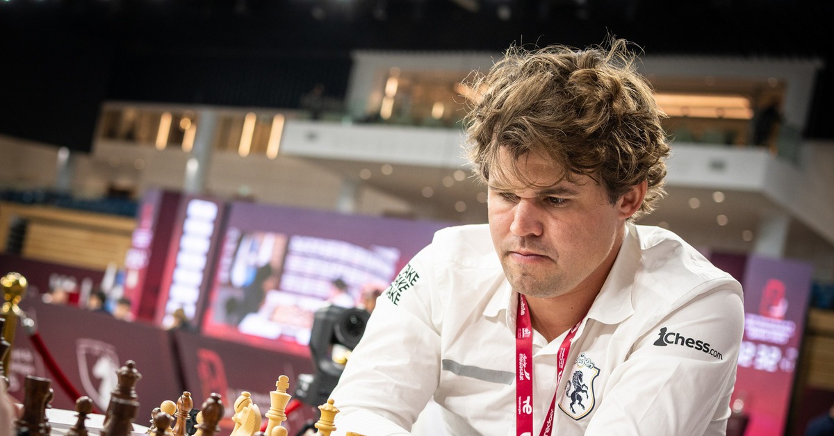 Carlsen slammed his hand on the table in anger, shocked by his loss ...