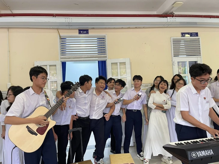 Ho Chi Minh City is implementing three groups of activities to ...