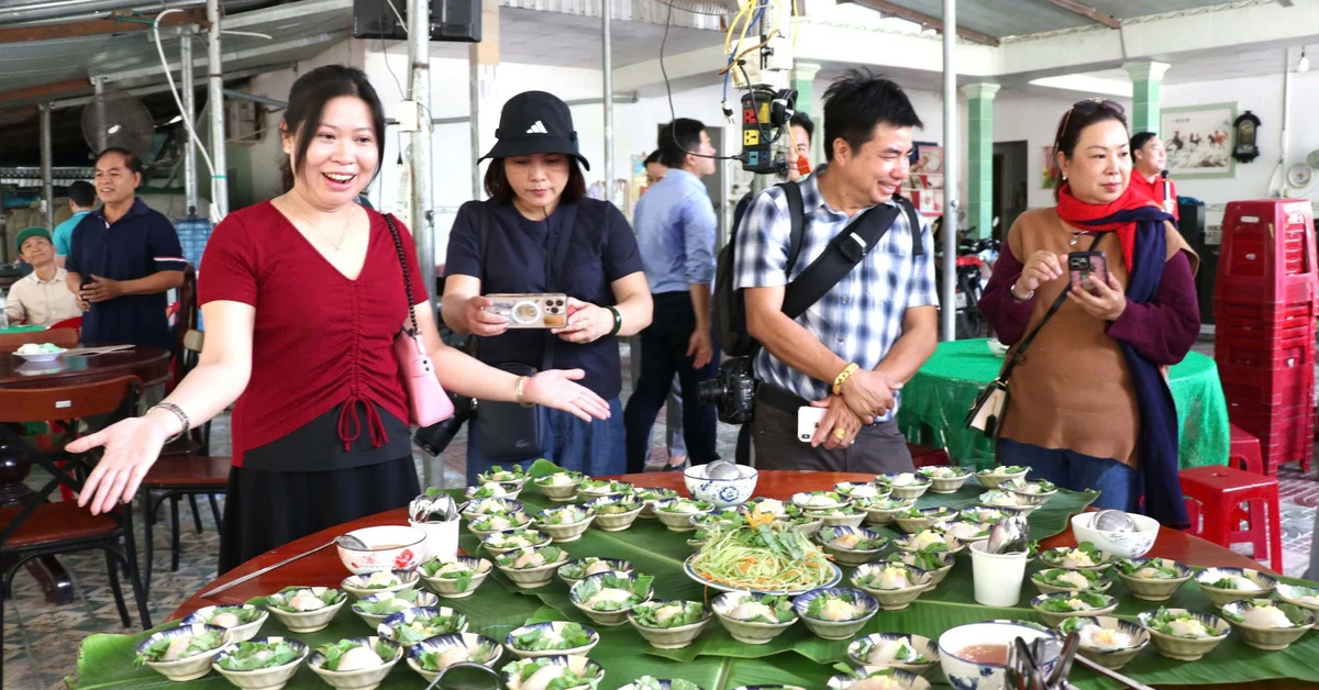 Vinh Long launches its first community-based tourism model in Nhi Long ...