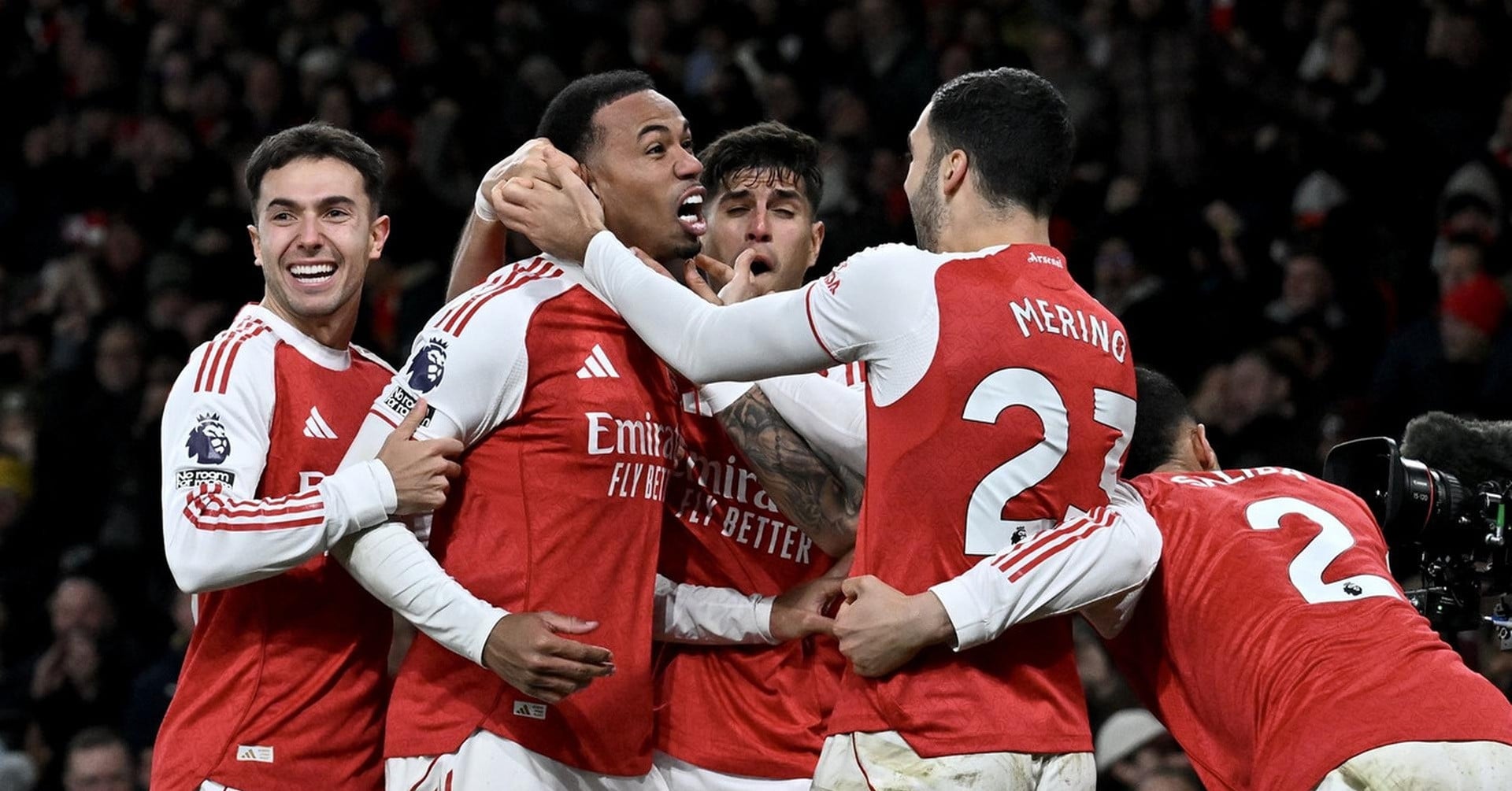 Arsenal a écrasé Aston Villa : l'image d'un champion.