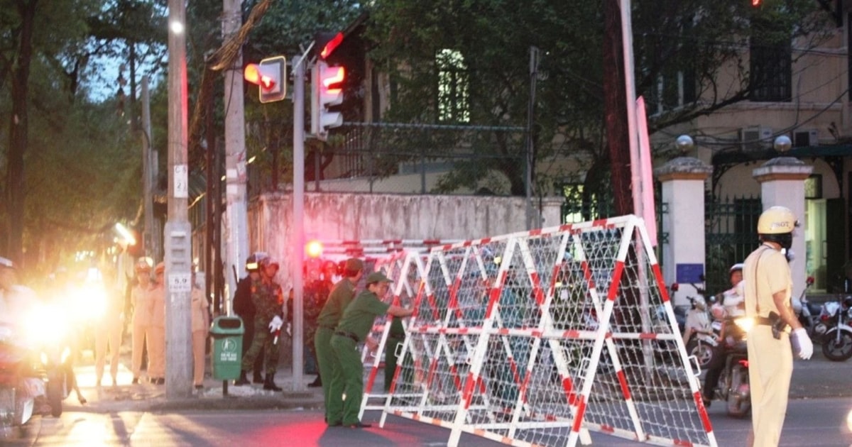 Notice of temporary road closures and traffic diversions for the ...